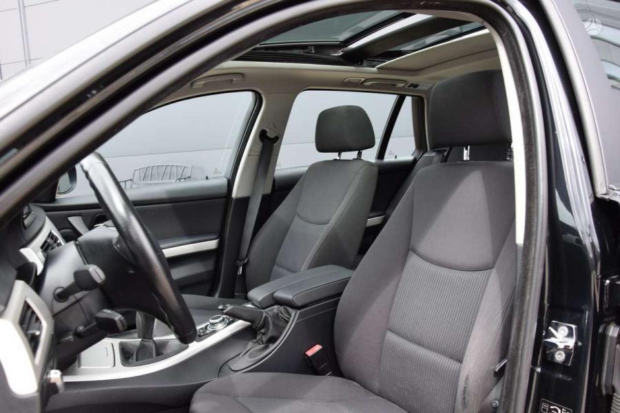 Black BMW 318 2009 in Vilnius, with an engine capacity of 2.00 L and mileage of 224 thousand km for 2750 €, photo 14 on AUTOMOTO.COM.LV