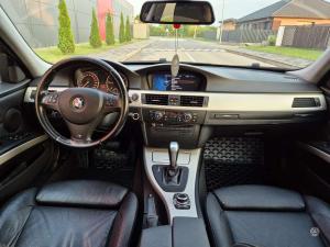 Melns BMW 318 2009 Panevēža, ar dzinēja tilpumu 2.00 L un nobraukumu 311 tūkst. km par 3999 €, foto 16 vietnē AUTOMOTO.COM.LV