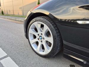 Melns BMW 318 2009 Panevēža, ar dzinēja tilpumu 2.00 L un nobraukumu 311 tūkst. km par 3999 €, foto 29 vietnē AUTOMOTO.COM.LV