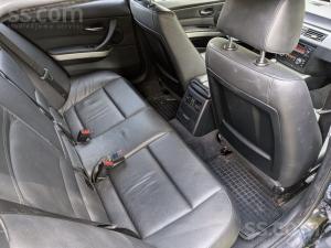Черный БМВ 318 2009 в Рига, объемом двигателя 2.00 л и пробегом 333 тыс. км за 3490 €, фото 25 на AUTOMOTO.COM.LV