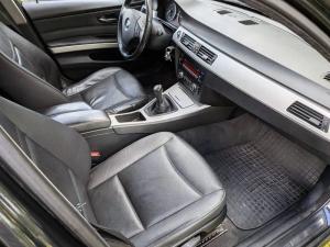 Black BMW 318 2009 in Sigulda, with an engine capacity of 2.00 L and mileage of 333 thousand km for 4390 €, photo 22 on AUTOMOTO.COM.LV