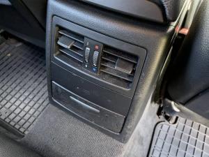 Black BMW 318 2009 in Sigulda, with an engine capacity of 2.00 L and mileage of 333 thousand km for 4390 €, photo 24 on AUTOMOTO.COM.LV