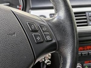 Black BMW 318 2009 in Sigulda, with an engine capacity of 2.00 L and mileage of 333 thousand km for 4390 €, photo 31 on AUTOMOTO.COM.LV
