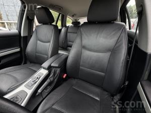 Melns BMW 318 2009 Rīga, ar dzinēja tilpumu 2.00 L un nobraukumu 324 tūkst. km par 4950 €, foto 12 vietnē AUTOMOTO.COM.LV