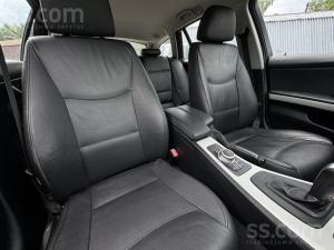 Melns BMW 318 2009 Rīga, ar dzinēja tilpumu 2.00 L un nobraukumu 324 tūkst. km par 4950 €, foto 13 vietnē AUTOMOTO.COM.LV