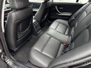 Melns BMW 318 2009 Rīga, ar dzinēja tilpumu 2.00 L un nobraukumu 324 tūkst. km par 4950 €, foto 14 vietnē AUTOMOTO.COM.LV