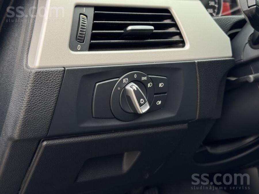 Melns BMW 318 2009 Rīga, ar dzinēja tilpumu 2.00 L un nobraukumu 324 tūkst. km par 4950 €, foto 23 vietnē AUTOMOTO.COM.LV