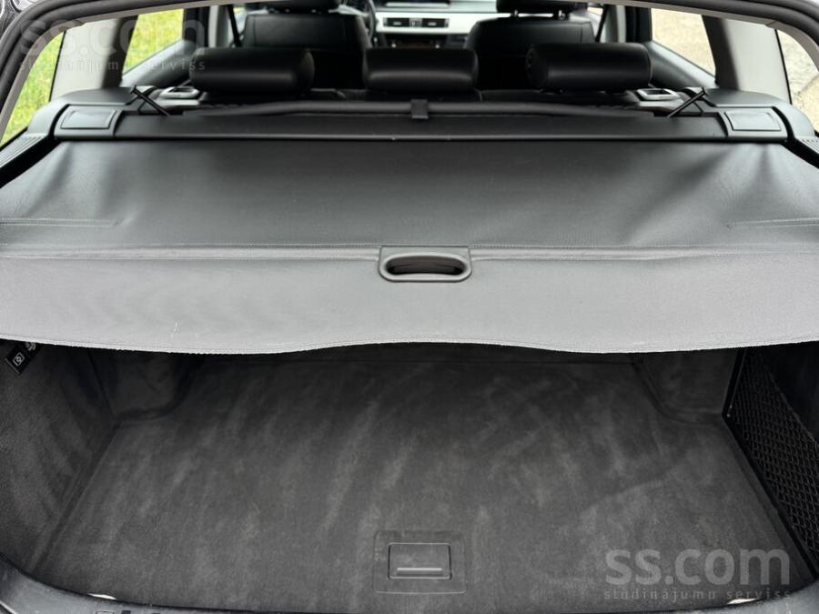 Melns BMW 318 2009 Rīga, ar dzinēja tilpumu 2.00 L un nobraukumu 324 tūkst. km par 4950 €, foto 25 vietnē AUTOMOTO.COM.LV