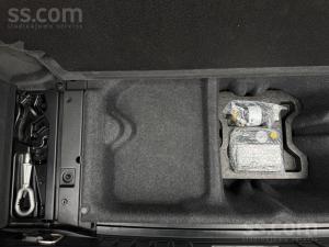 Melns BMW 318 2009 Rīga, ar dzinēja tilpumu 2.00 L un nobraukumu 324 tūkst. km par 4950 €, foto 27 vietnē AUTOMOTO.COM.LV