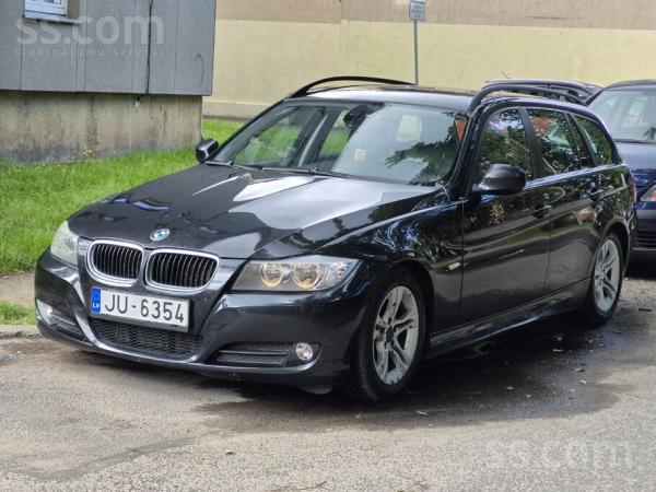 Black BMW 318 2009 in Riga, with an engine capacity of 2.00 L and mileage of 360 thousand km for 3200 €, photo 1 on AUTOMOTO.COM.LV
