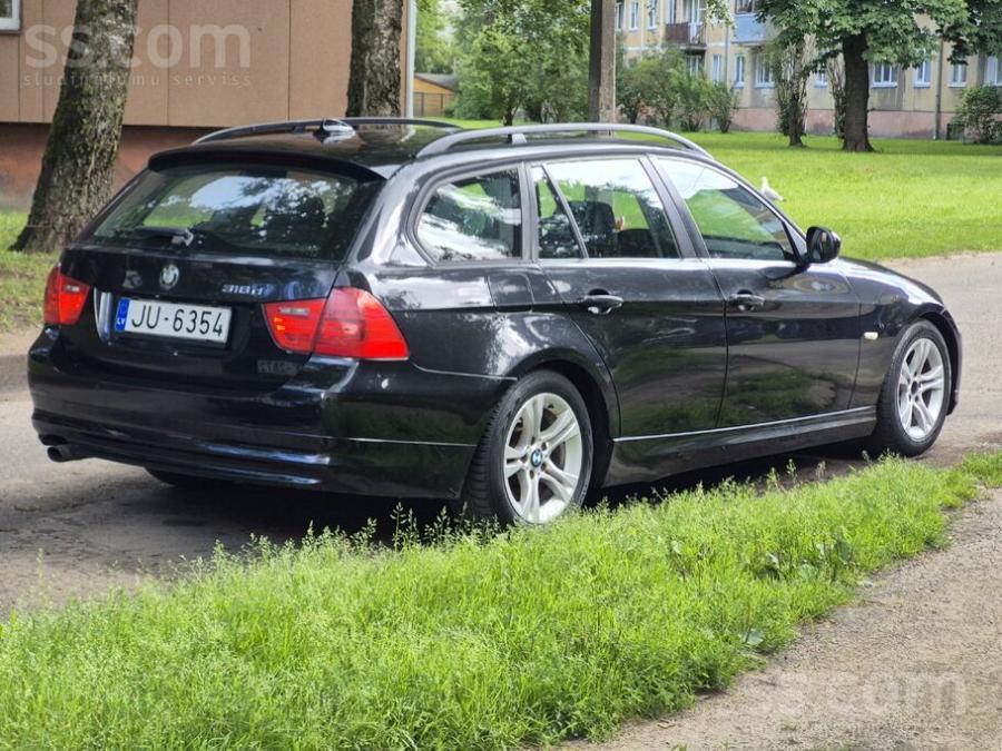 Black BMW 318 2009 in Riga, with an engine capacity of 2.00 L and mileage of 360 thousand km for 3200 €, photo 5 on AUTOMOTO.COM.LV