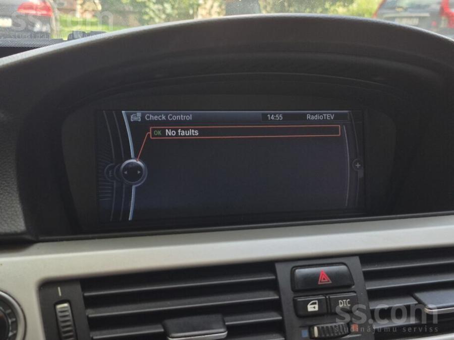 Black BMW 318 2009 in Riga, with an engine capacity of 2.00 L and mileage of 360 thousand km for 3200 €, photo 10 on AUTOMOTO.COM.LV