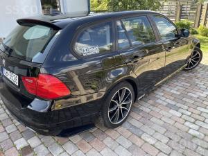 Черный БМВ 318 2009 в Рига, объемом двигателя 2.00 л и пробегом 300 тыс. км за 4650 €, фото  на AUTOMOTO.COM.LV