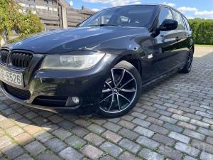Melns BMW 318 2009 Rīga, ar dzinēja tilpumu 2.00 L un nobraukumu 300 tūkst. km par 4650 €, foto 6 vietnē AUTOMOTO.COM.LV