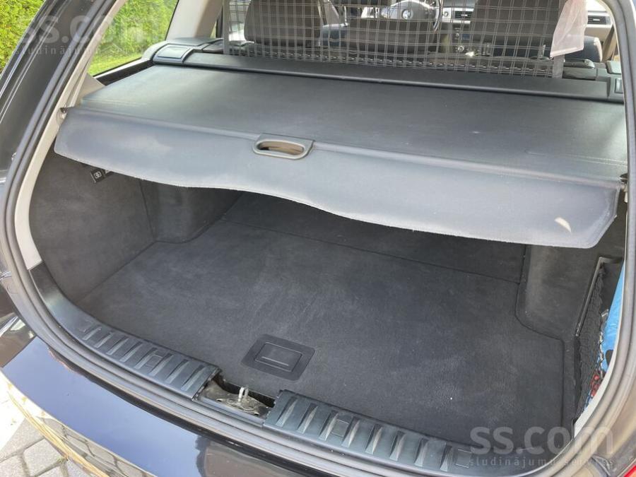 Melns BMW 318 2009 Rīga, ar dzinēja tilpumu 2.00 L un nobraukumu 300 tūkst. km par 4650 €, foto 19 vietnē AUTOMOTO.COM.LV