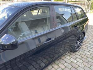 Melns BMW 318 2009 Rīga, ar dzinēja tilpumu 2.00 L un nobraukumu 300 tūkst. km par 4650 €, foto 21 vietnē AUTOMOTO.COM.LV