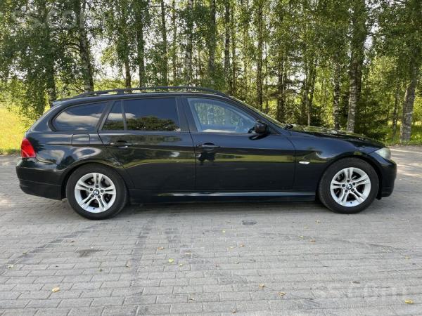 Melns BMW 318 2009 Liepāja, ar dzinēja tilpumu 2.00 L un nobraukumu 310 tūkst. km par 4800 €, foto 4 vietnē AUTOMOTO.COM.LV