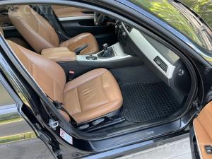 Melns BMW 318 2009 Liepāja, ar dzinēja tilpumu 2.00 L un nobraukumu 310 tūkst. km par 4800 €, foto 11 vietnē AUTOMOTO.COM.LV