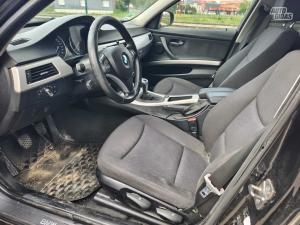 Black BMW 318 2009 in Siauliai, with an engine capacity of 2.00 L and mileage of 261 thousand km for 2950 €, photo 11 on AUTOMOTO.COM.LV