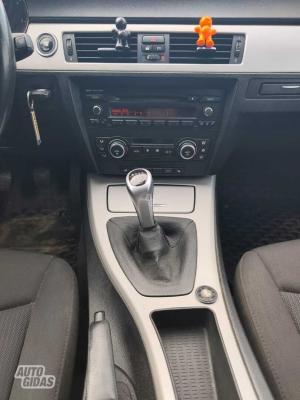 Black BMW 318 2009 in Siauliai, with an engine capacity of 2.00 L and mileage of 261 thousand km for 2950 €, photo 14 on AUTOMOTO.COM.LV