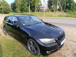 Black BMW 318 2009 in Kaunas, with an engine capacity of 1.80 L and mileage of 280 thousand km for 3800 €, photo 3 on AUTOMOTO.COM.LV