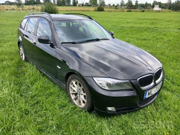 Черный БМВ 318 2009 в Рига, объемом двигателя 2.00 л и пробегом 480 тыс. км за 2700 €, фото 2 на AUTOMOTO.COM.LV
