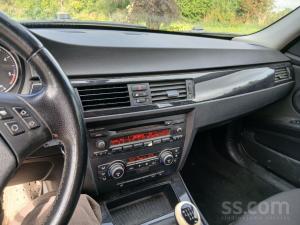Melns BMW 318 2009 Rīga, ar dzinēja tilpumu 2.00 L un nobraukumu 480 tūkst. km par 2700 €, foto 9 vietnē AUTOMOTO.COM.LV