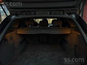 Black BMW 318 2009 in Riga, with an engine capacity of 2.00 L and mileage of 285 thousand km for 5950 €, photo 15 on AUTOMOTO.COM.LV