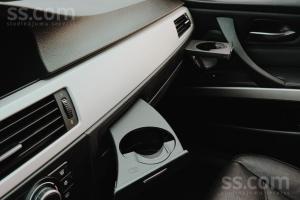 Black BMW 318 2009 in Aluksne, with an engine capacity of 2.00 L and mileage of 474 thousand km for 5300 €, photo 11 on AUTOMOTO.COM.LV
