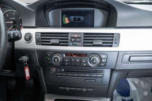 Black BMW 318 2009 in Kaunas, with an engine capacity of 2.00 L and mileage of 261 thousand km for 4990 €, photo 11 on AUTOMOTO.COM.LV