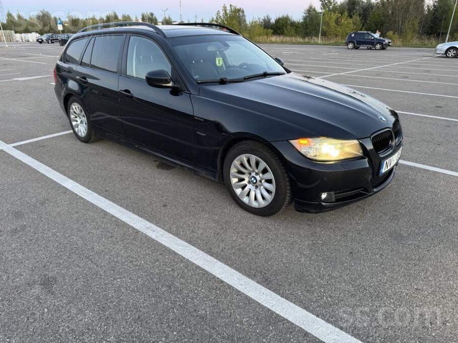 Melns BMW 318 2009 Daugavpils, ar dzinēja tilpumu 2.00 L un nobraukumu 332 tūkst. km par 6000 €, foto 5 vietnē AUTOMOTO.COM.LV