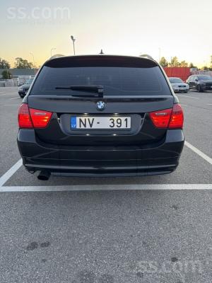 Melns BMW 318 2009 Daugavpils, ar dzinēja tilpumu 2.00 L un nobraukumu 332 tūkst. km par 6000 €, foto 7 vietnē AUTOMOTO.COM.LV