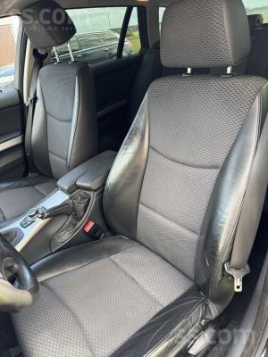 Melns BMW 318 2009 Daugavpils, ar dzinēja tilpumu 2.00 L un nobraukumu 332 tūkst. km par 6000 €, foto 15 vietnē AUTOMOTO.COM.LV