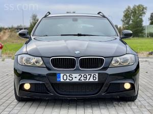 Black BMW 318 2009 in Riga, with an engine capacity of 2.00 L and mileage of 272 thousand km for 4890 €, photo 29 on AUTOMOTO.COM.LV