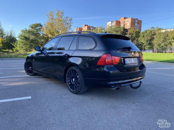 Black BMW 318 2009 in Kaunas, with an engine capacity of 2.00 L and mileage of 330 thousand km for 3990 €, photo 4 on AUTOMOTO.COM.LV