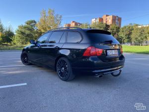 Melns BMW 318 2009 Kauņa, ar dzinēja tilpumu 2.00 L un nobraukumu 330 tūkst. km par 3990 €, foto 4 vietnē AUTOMOTO.COM.LV