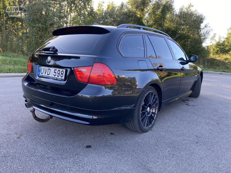 Melns BMW 318 2009 Kauņa, ar dzinēja tilpumu 2.00 L un nobraukumu 330 tūkst. km par 3990 €, foto 5 vietnē AUTOMOTO.COM.LV