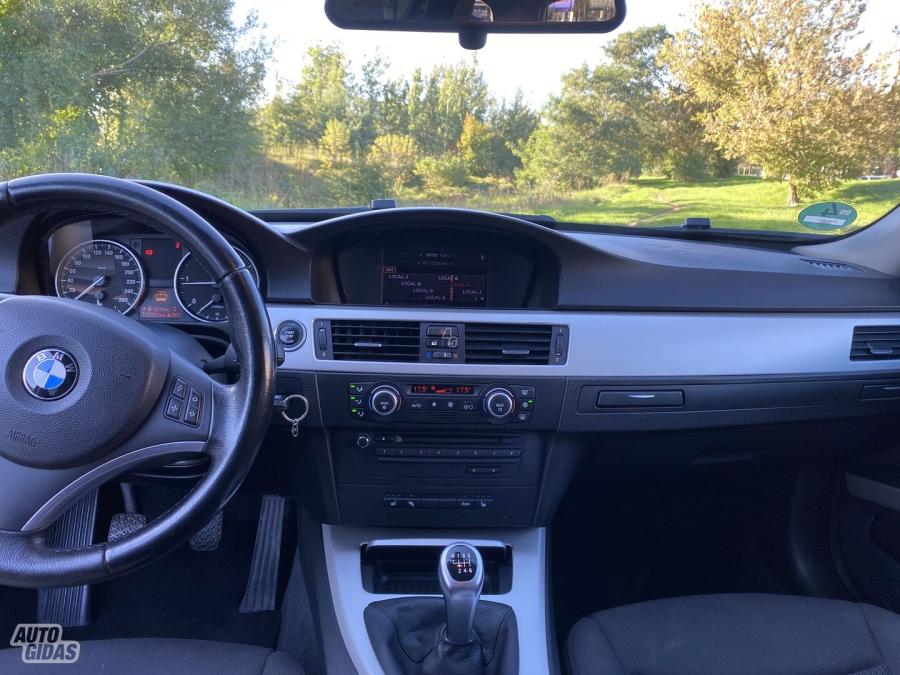 Melns BMW 318 2009 Kauņa, ar dzinēja tilpumu 2.00 L un nobraukumu 330 tūkst. km par 3990 €, foto 8 vietnē AUTOMOTO.COM.LV