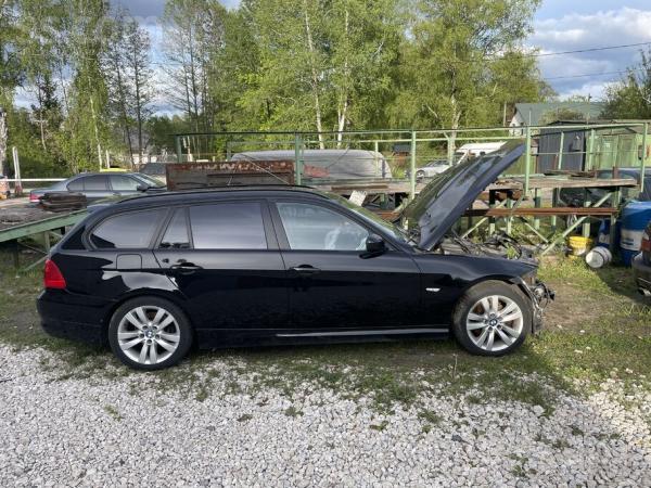 Melns BMW 318 2010 Rīga, ar dzinēja tilpumu 2.00 L un nobraukumu 308 tūkst. km par 1200 €, foto 3 vietnē AUTOMOTO.COM.LV