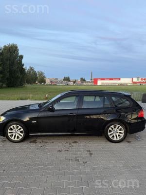 Melns BMW 318 2010 Jēkabpils, ar dzinēja tilpumu 2.00 L un nobraukumu 312 tūkst. km par 3500 €, foto 3 vietnē AUTOMOTO.COM.LV