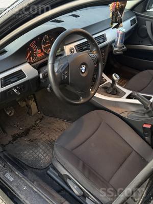 Melns BMW 318 2010 Jēkabpils, ar dzinēja tilpumu 2.00 L un nobraukumu 312 tūkst. km par 3500 €, foto 9 vietnē AUTOMOTO.COM.LV