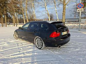 Black BMW 318 2010 in Vilnius, with an engine capacity of 0.00 L and mileage of 330 thousand km for 2100 €, photo  on AUTOMOTO.COM.LV