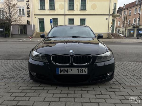 Black BMW 318 2010 in Klaipeda, with an engine capacity of 2.00 L and mileage of 249 thousand km for 5300 €, photo 1 on AUTOMOTO.COM.LV
