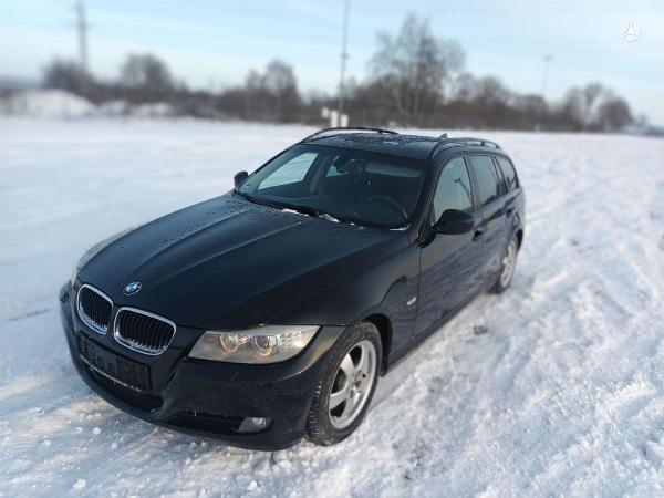 Melns BMW 318 2010 Marijampole, ar dzinēja tilpumu 2.00 L un nobraukumu 364 tūkst. km par 4300 €, foto 3 vietnē AUTOMOTO.COM.LV