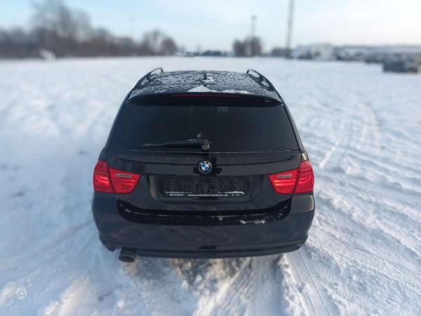 Melns BMW 318 2010 Marijampole, ar dzinēja tilpumu 2.00 L un nobraukumu 364 tūkst. km par 4300 €, foto 6 vietnē AUTOMOTO.COM.LV