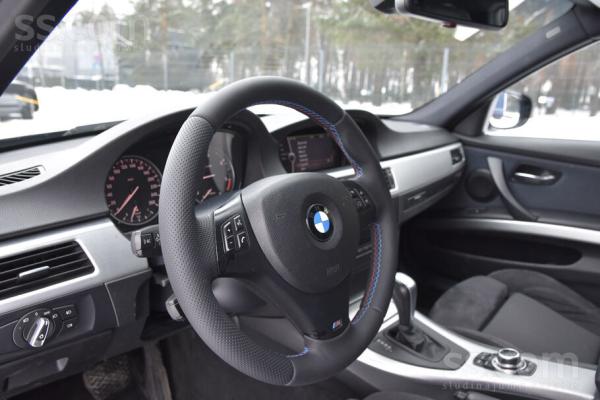 Black BMW 318 2010 in Riga, with an engine capacity of 2.00 L and mileage of 0 thousand km for 6490 €, photo 5 on AUTOMOTO.COM.LV
