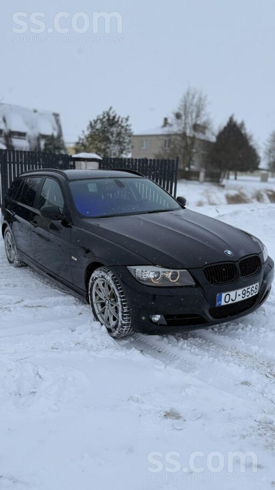 Melns BMW 318 2010 Bauska, ar dzinēja tilpumu 2.00 L un nobraukumu 310 tūkst. km par 4200 €, foto 1 vietnē AUTOMOTO.COM.LV
