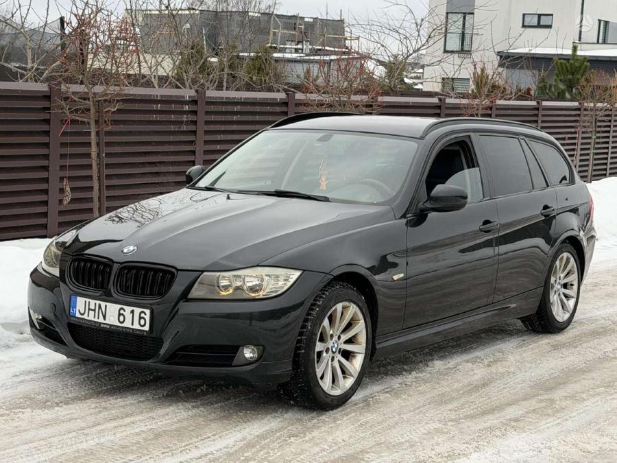 Melns BMW 318 2010 Viļņa, ar dzinēja tilpumu 2.00 L un nobraukumu 383 tūkst. km par 3200 €, foto 3 vietnē AUTOMOTO.COM.LV