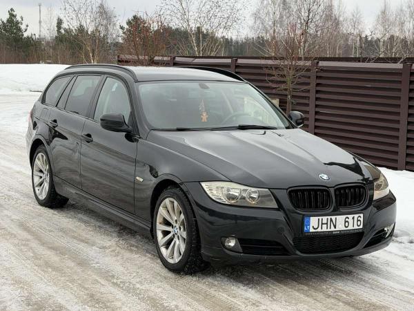 Black BMW 318 2010 in Vilnius, with an engine capacity of 2.00 L and mileage of 383 thousand km for 3200 €, photo 4 on AUTOMOTO.COM.LV