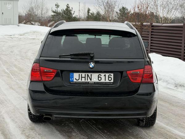 Black BMW 318 2010 in Vilnius, with an engine capacity of 2.00 L and mileage of 383 thousand km for 3200 €, photo 6 on AUTOMOTO.COM.LV